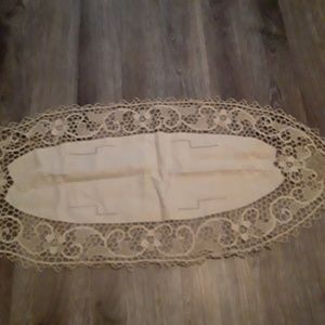 Vintage Linens | Kitchen | Vintage Oval Shape Table Runner | Poshmark